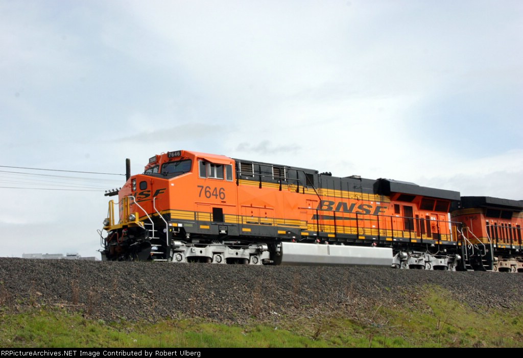 BNSF 7646